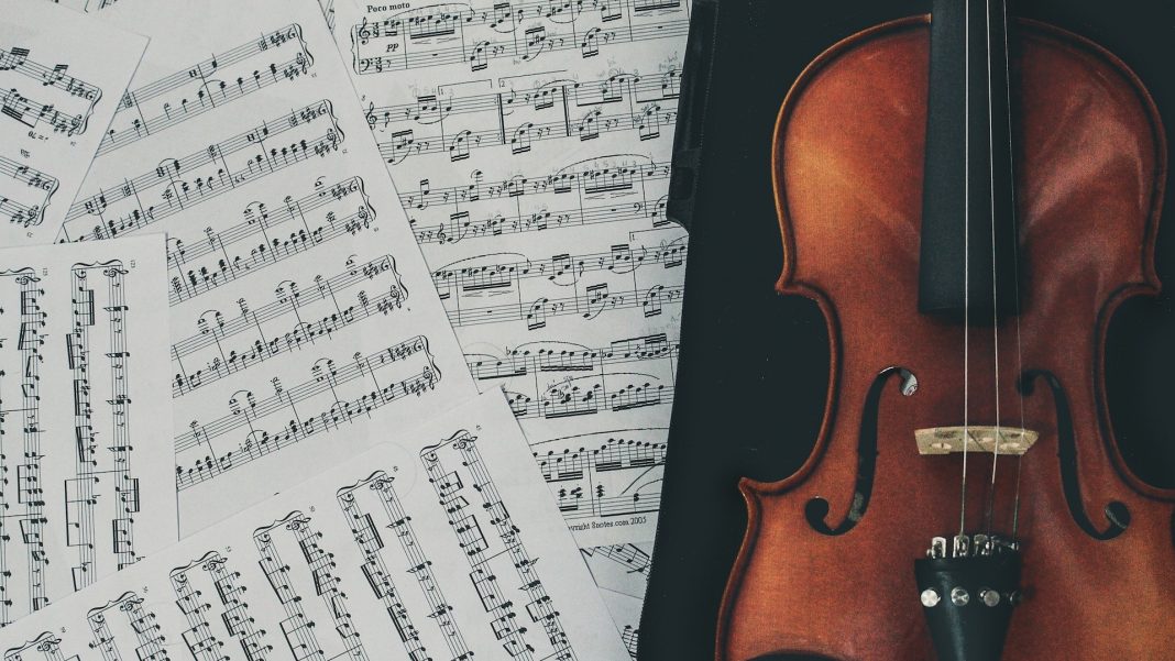 Musik Klasik: Pengertian Hingga Tokoh Terkenal Di Dalamnya! - Dewatiket