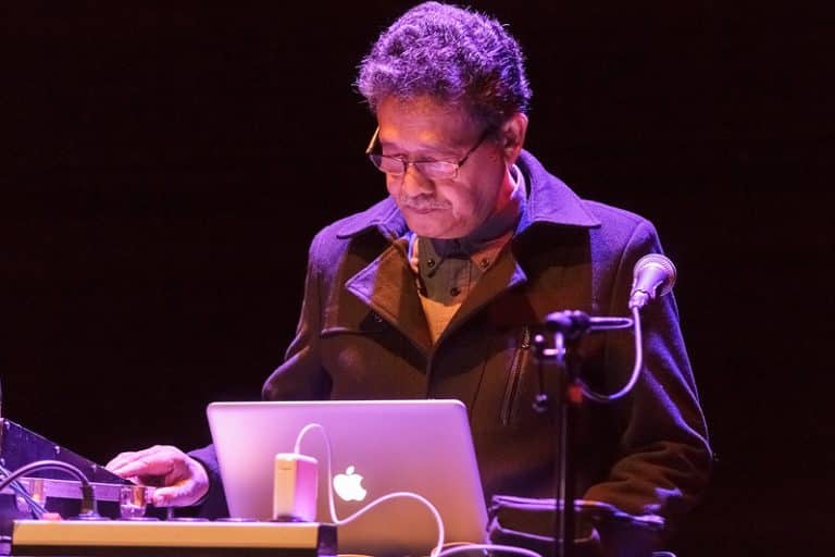 7 Komposer Indonesia Paling Legendaris yang Harus Kamu Tahu! - Dewatiket