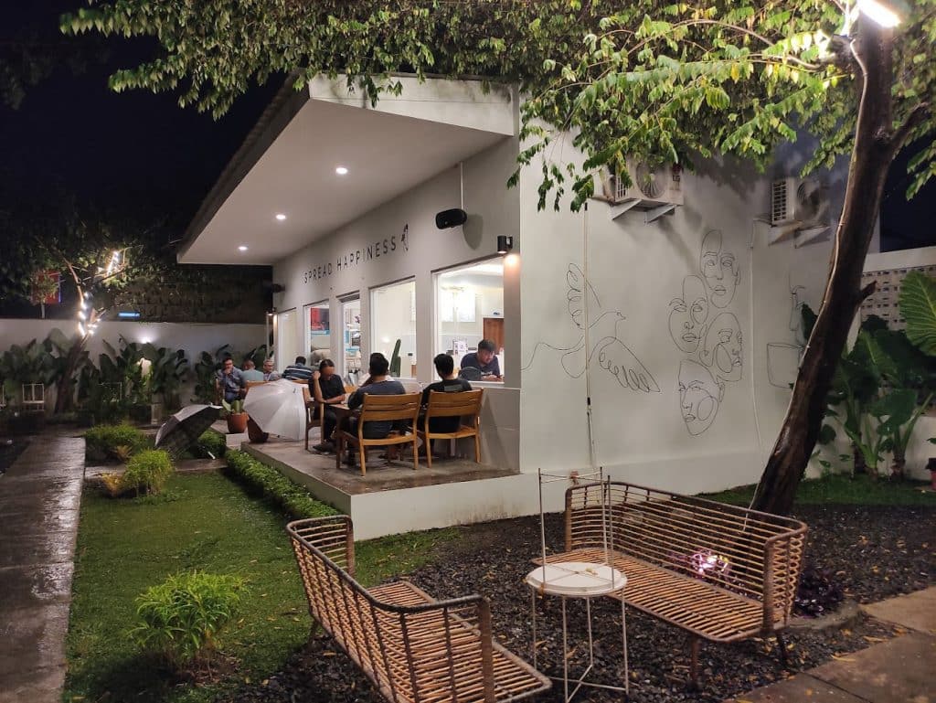 15 Cafe di Cirebon Terbaru 2024: Murah dan Instagramable! - Dewa Tiket