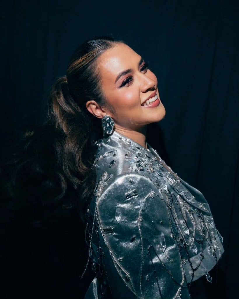 12 Penyanyi Jazz Indonesia Terpopuler: Kamu Harus Tahu! - Dewatiket