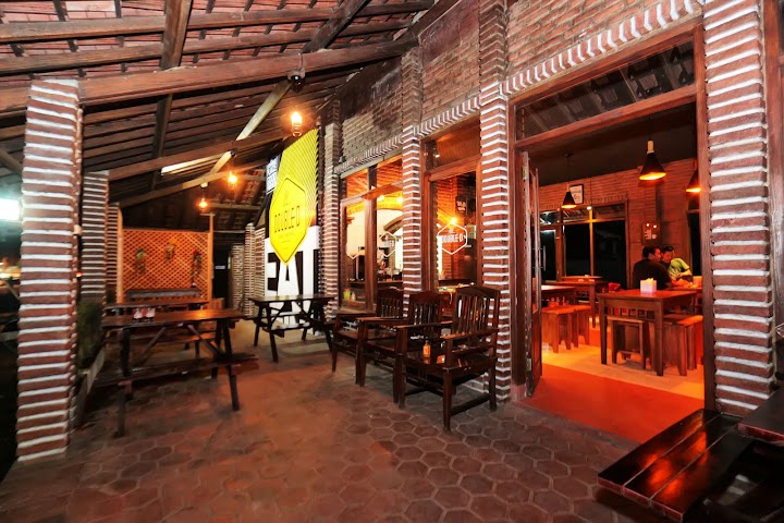7 Rekomendasi Cafe Majalengka Terbaru: Murah dan Romantis! - Dewatiket