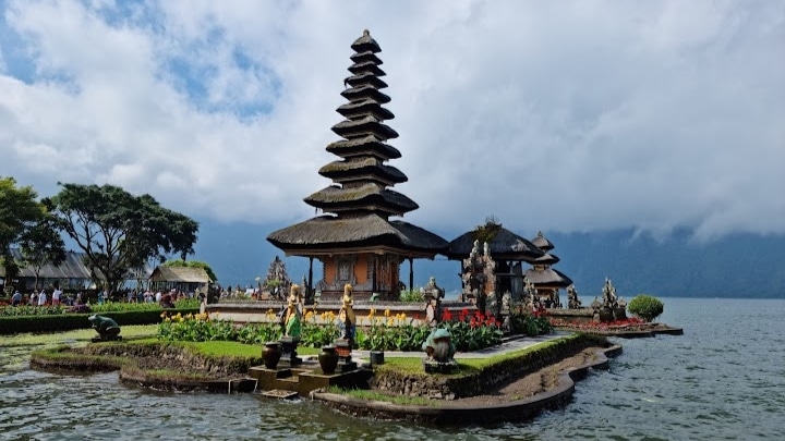 15 Tempat Wisata di Bali Terbaru yang Terkenal dan Instagramable! - Dewatiket