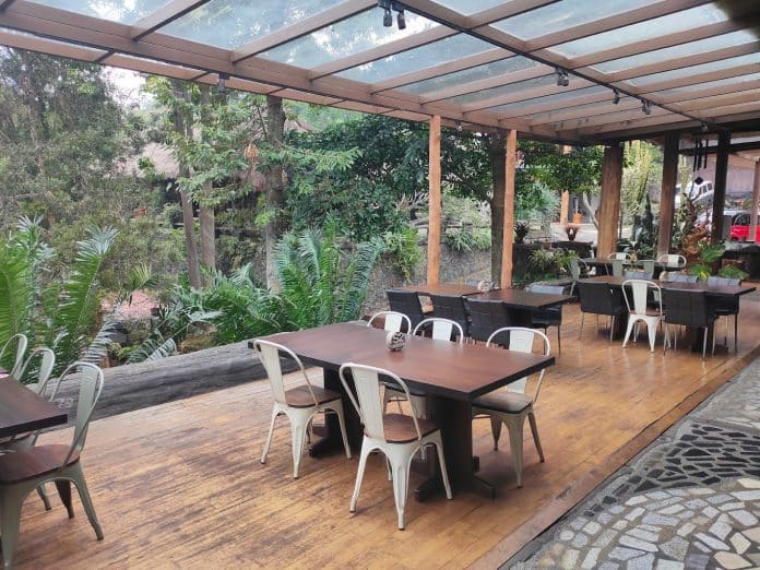 15 Cafe Live Music di Bandung: Bisa Nonton Dewa 19 Gratis! - Dewatiket.id