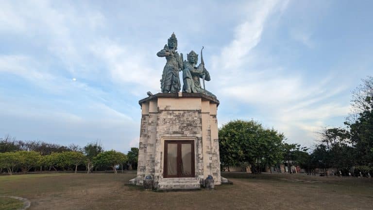 10 Patung di Bali Terpopuler yang Harus Kamu Tahu! - Dewatiket