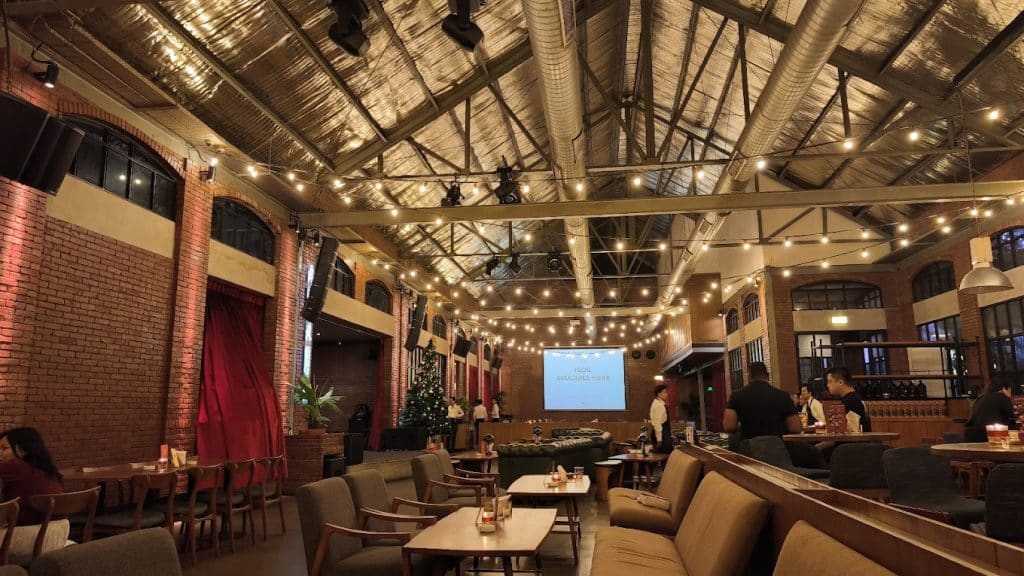 16 Cafe Live Music Jakarta Terbaik: Murah dan Hits! (Update) - Dewatiket