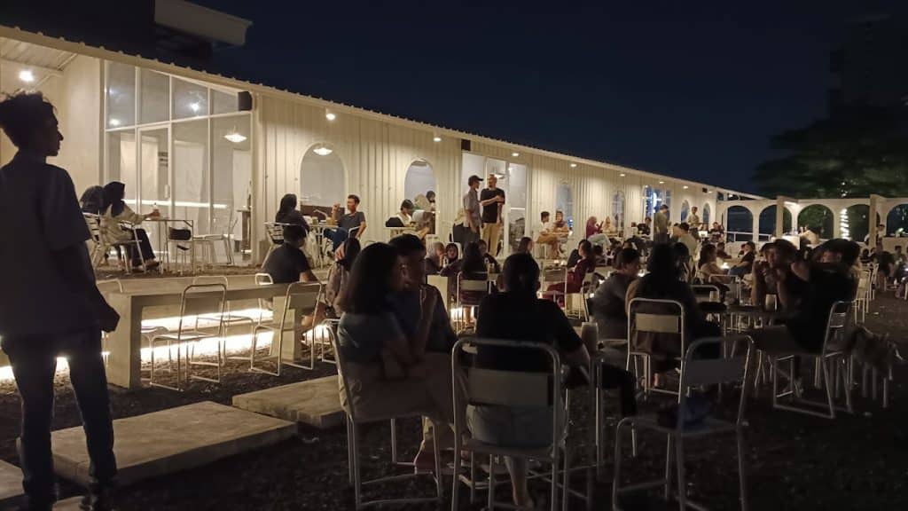 16 Cafe Live Music Jakarta Terbaik: Murah dan Hits! (Update) - Dewatiket