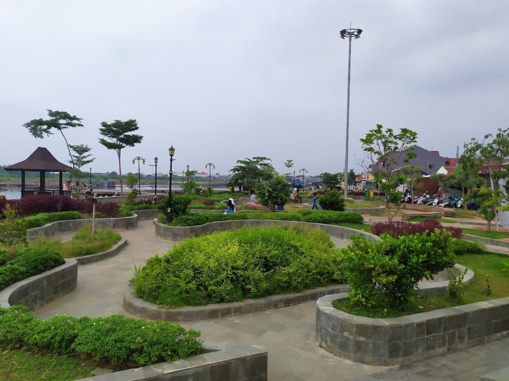 10 Wisata Tegal Terbaru 2024: Harga Tiket dan Alamatnya! - Dewatiket