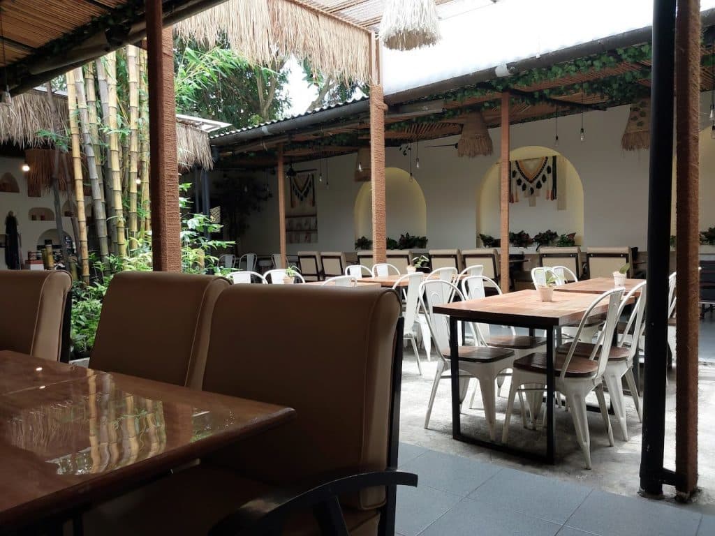 25 Cafe di Bogor View Bagus 2025: Kekinian dan Murah! - Page 3 of 3 - Dewatiket