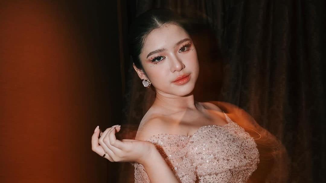 Profil Tiara Andini: Agama, Pekerjaan Orang Tua, dan Karier! - Page 2 ...