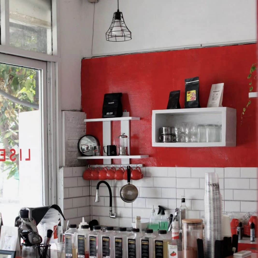 10 Cafe di Kediri Terbaru yang Murah dan Instagramable! - Dewatiket