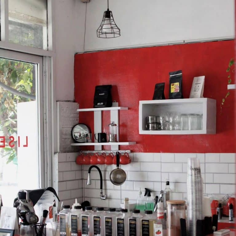 10 Cafe di Kediri Terbaru yang Murah dan Instagramable! - Dewatiket