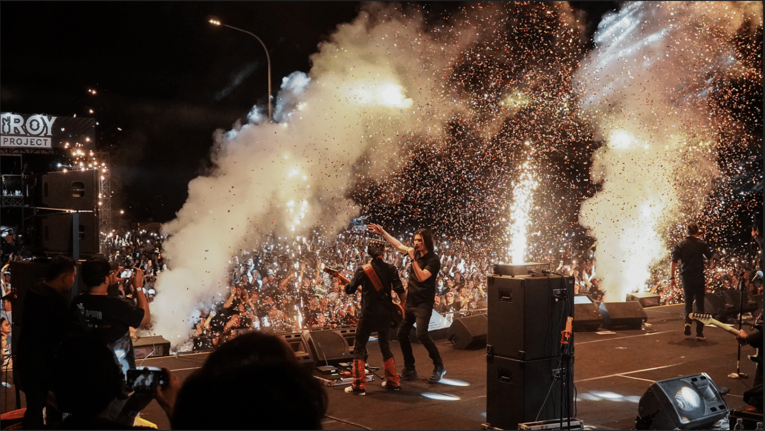 20 Jadwal Konser 2025 di Indonesia: September Meriah Banget! - Dewatiket
