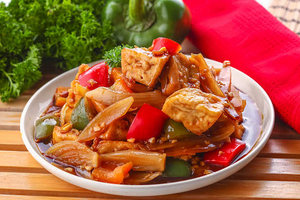 10 Menu Sahur Simple Buat Kamu yang Males Masak! - Dewatiket