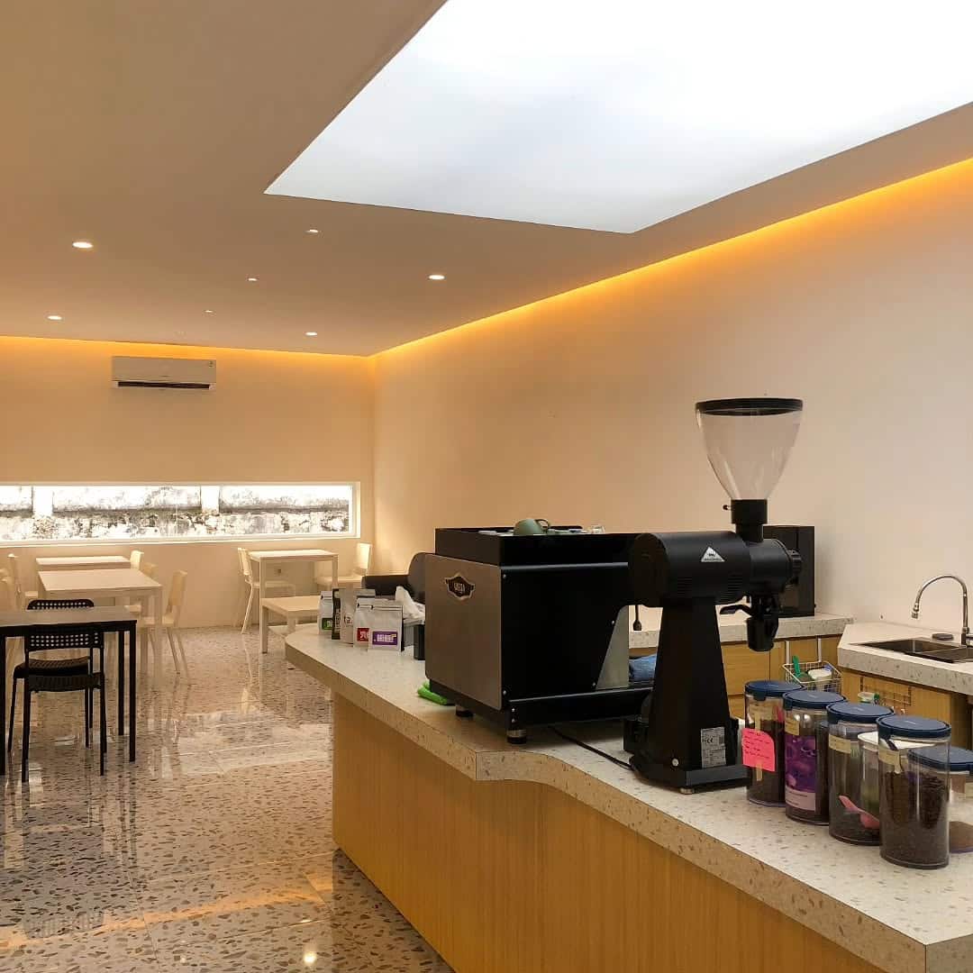 10 Cafe Tulungagung Terbaru dengan View Bagus yang Lagi Viral! - Dewatiket